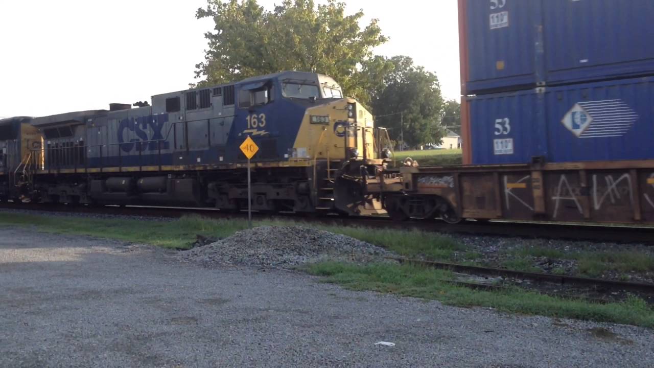 CSX ET44 through Hartselle AL - YouTube