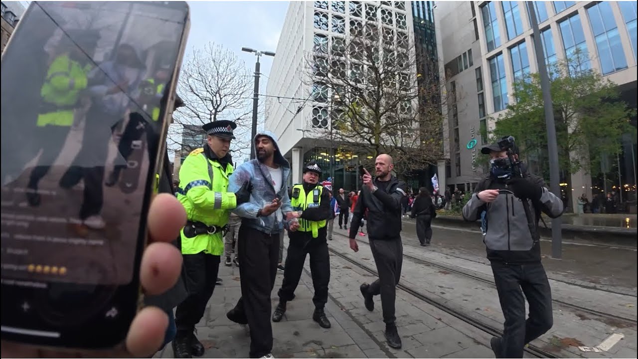 Manchester - Grooming gangs protest , speeches , weird lefty behaviour ...