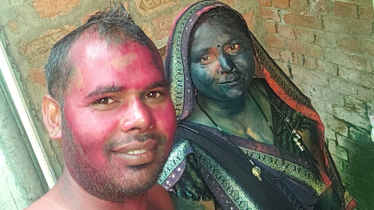 Up bihar ka devar bhabhi me, bahut majdar holi, - YouTube