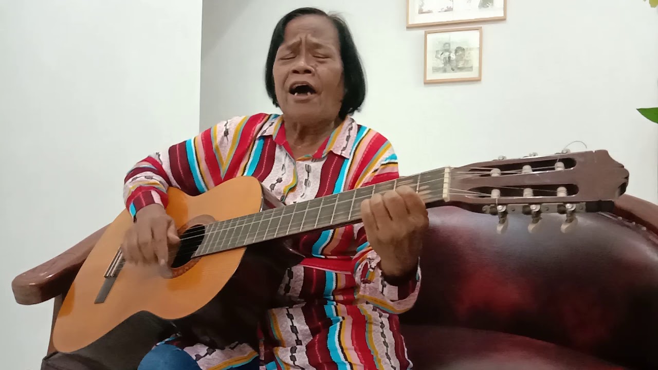 Sang Legenda musik ibu Sud - YouTube