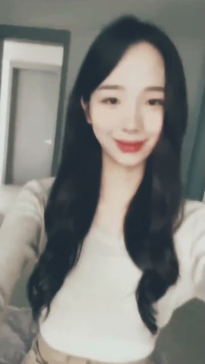 하얀 코트 입고 날 유혹하는 여친 Youtube
