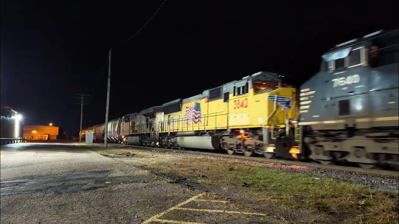 KATY DPU - UP MSSAL Train with NS leaders - Eau Claire, WI - YouTube