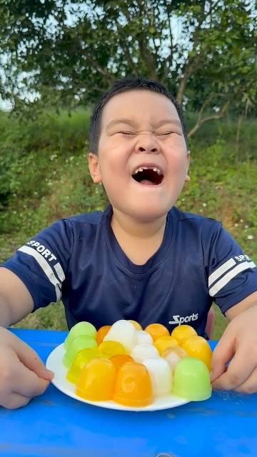 Oi troi nhung chiec banh da bing then nat boi may ep thuy luc 🙆🤠 # ...