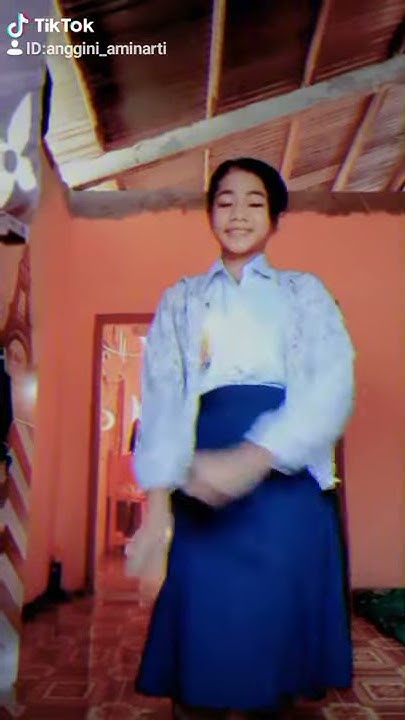Goyang tiktok ala anak SMP - YouTube