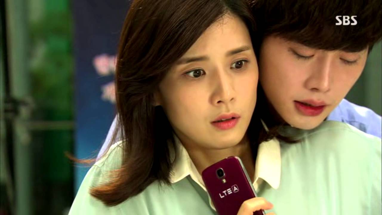 I hear your voice Park Soo Ha hugging Jang Hye Sung - YouTube