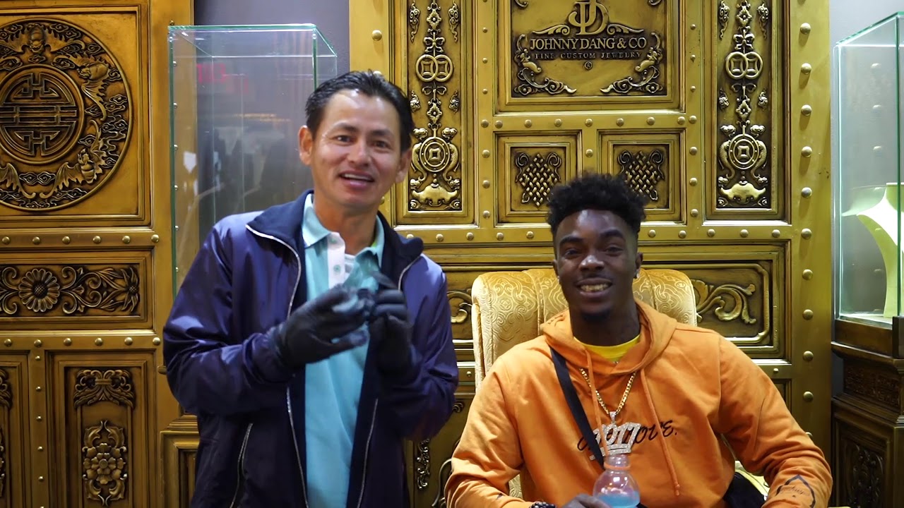 Gucci Mane Signs New Artist With 1 Million in Cash Then Sends Him ...