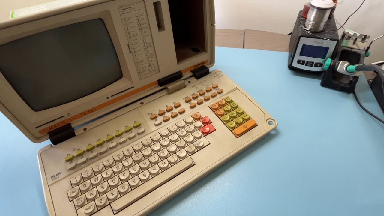 Repairing a 1980s luggable computer, part 1 - YouTube