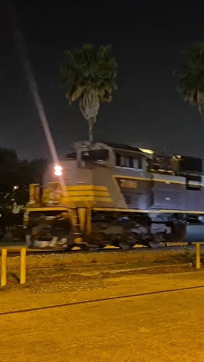 CP 7016 serving as DPU on a Westbound Loaded Grain Leader CP 9829 Part 2 - YouTube