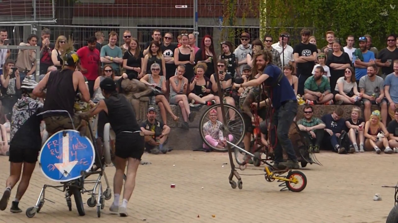 2017-06-18 BIKE WARS @ Blågårds Plads, København - YouTube