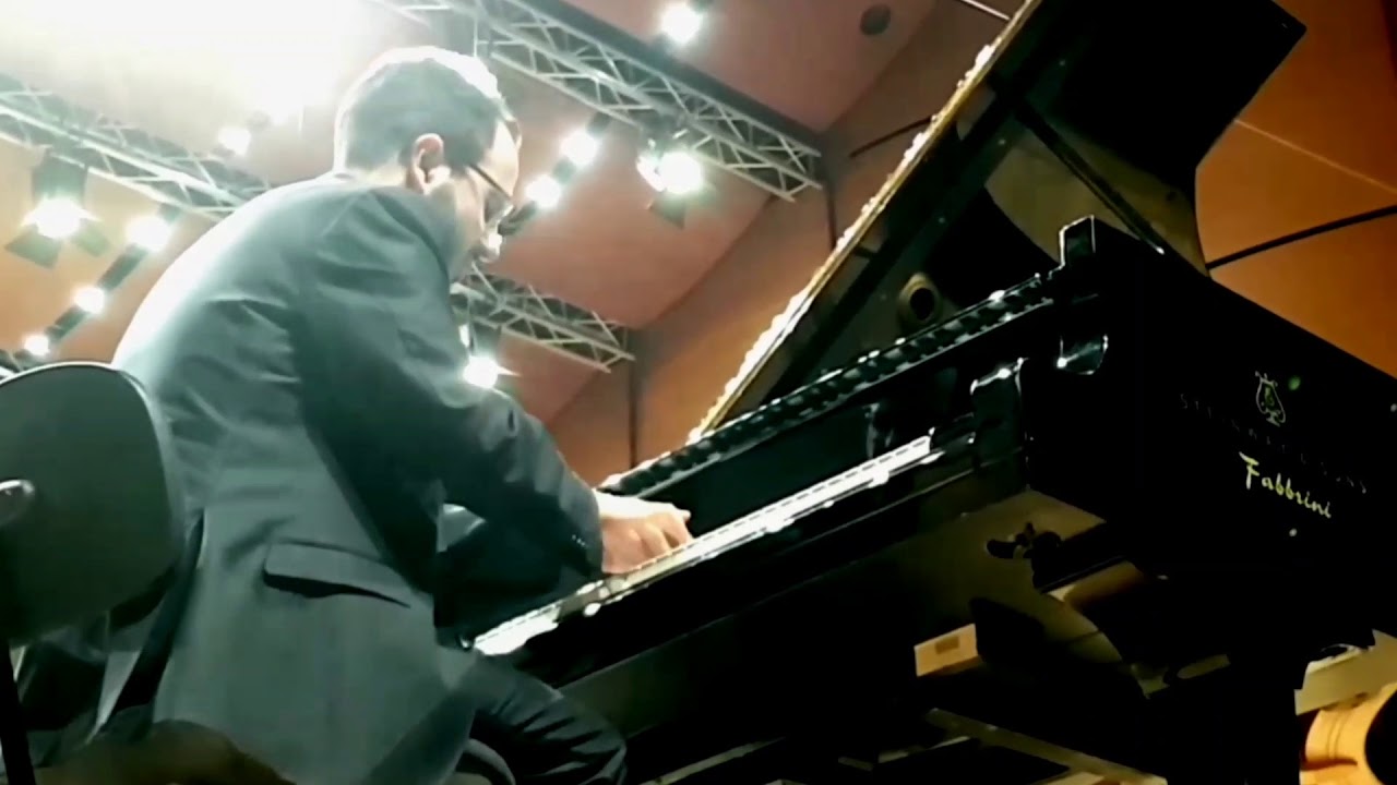 RAVEL TOCCATA - LUCA BURATTO - YouTube