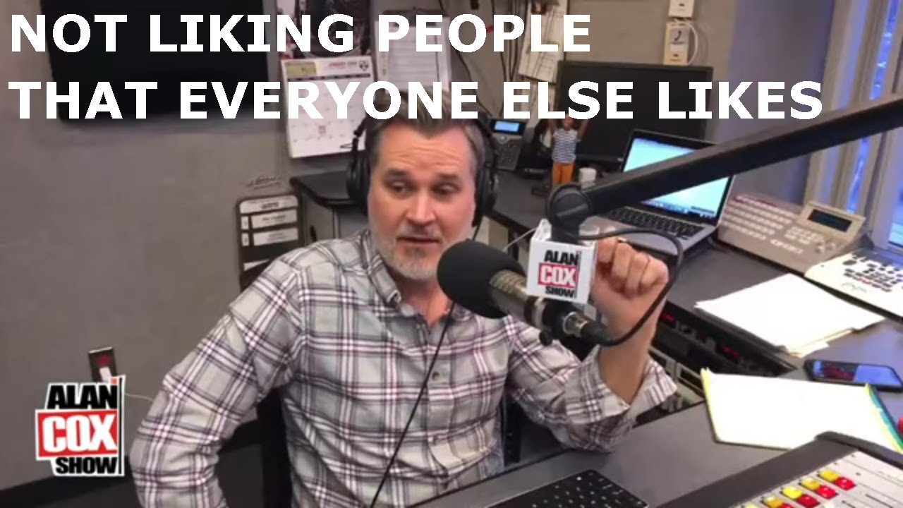 Not Liking People That Everyone Else Likes - YouTube