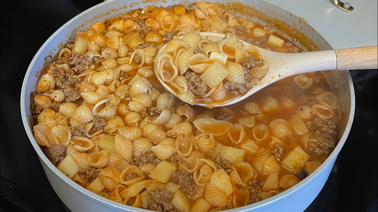 How To Make Sopa De Conchas Con Carne Molida | Sopa De Conchas Recipe ...