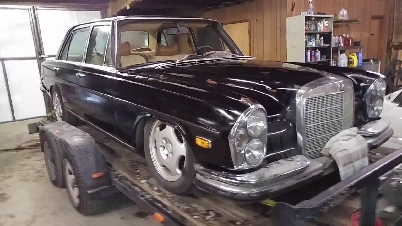 71 300SEL 3.5 walk around - YouTube