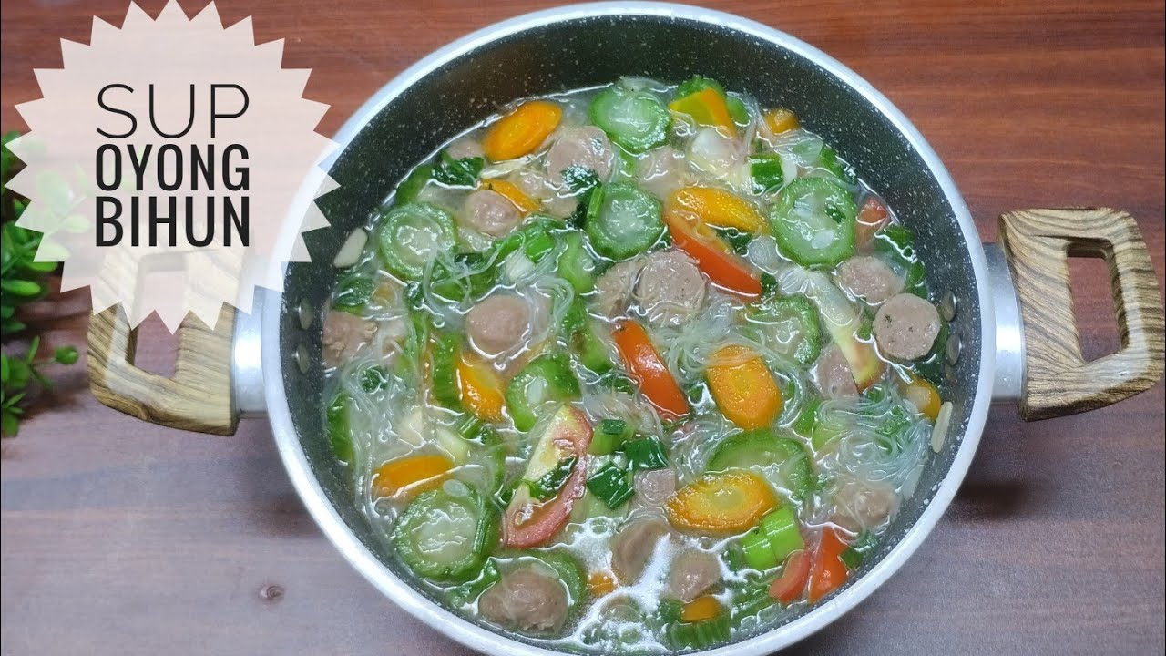 Menu Sahur Anti Seret Resep sup oyong kuah nya gurih banget - YouTube
