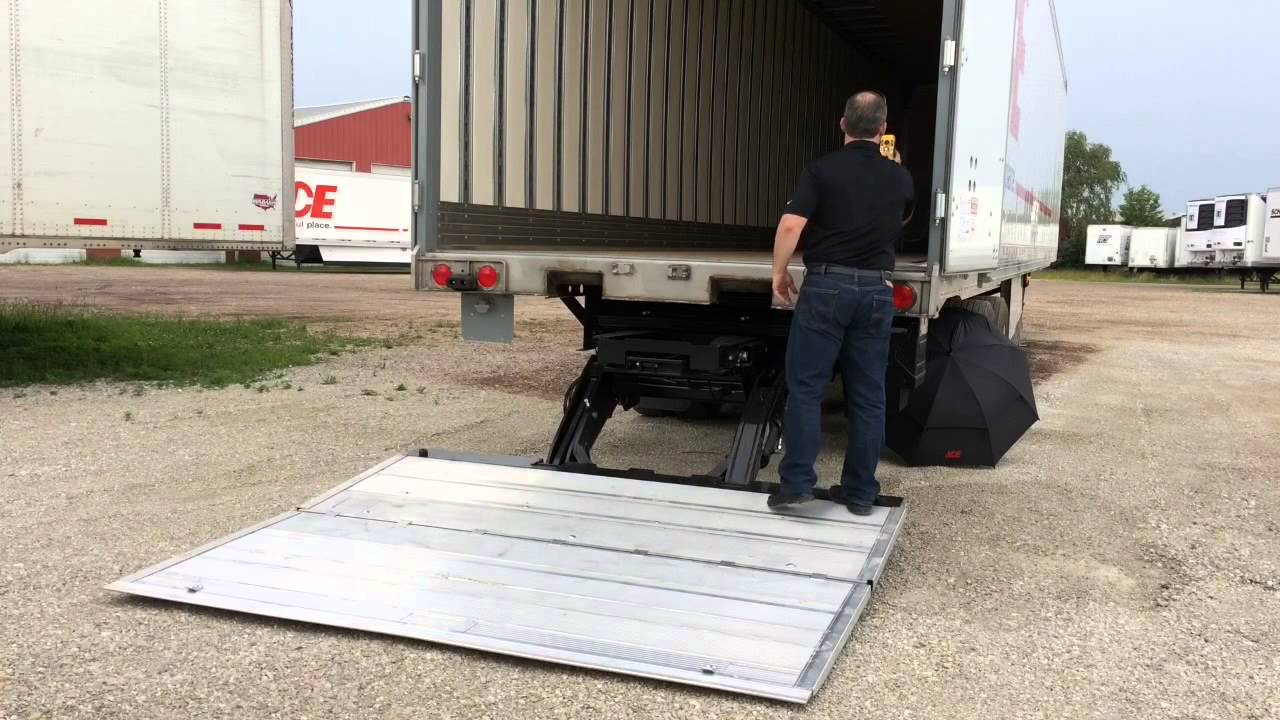 MAXON LIFT GPS Rear Trailer Slider - YouTube