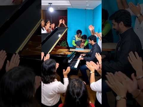 This Piano Duet Gave Everyone Chills 🎹❤️