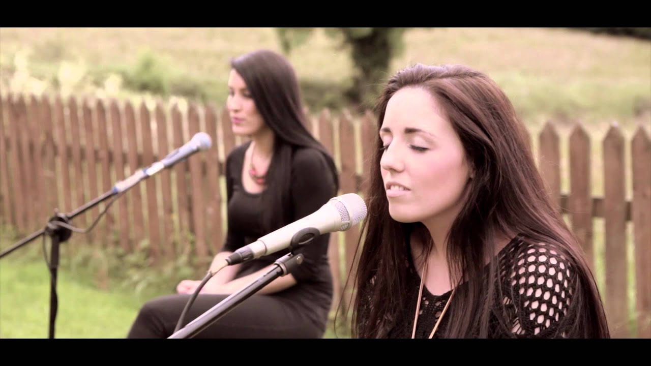 A life Thats Good - lennon and maisy ( Laura May live cover ) - YouTube