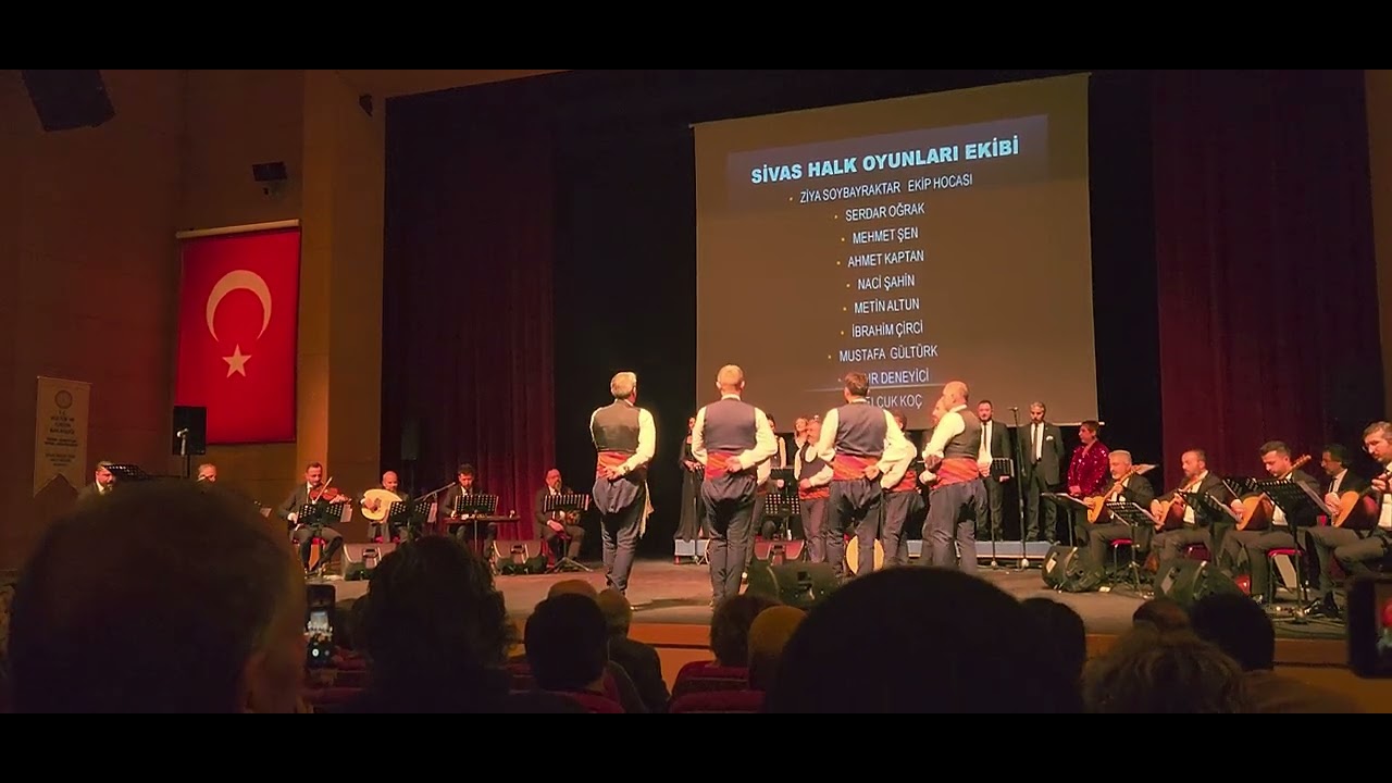 Sivas Halayı İnce Saz - YouTube