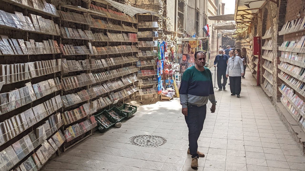 Cairo's Underground Bookstore - YouTube