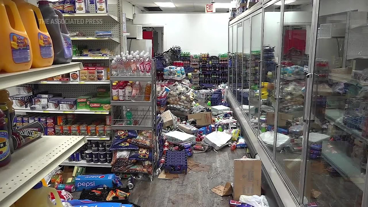 VIDEO: Chicago store 'African Food & Liquor' ransacked twice since May ...