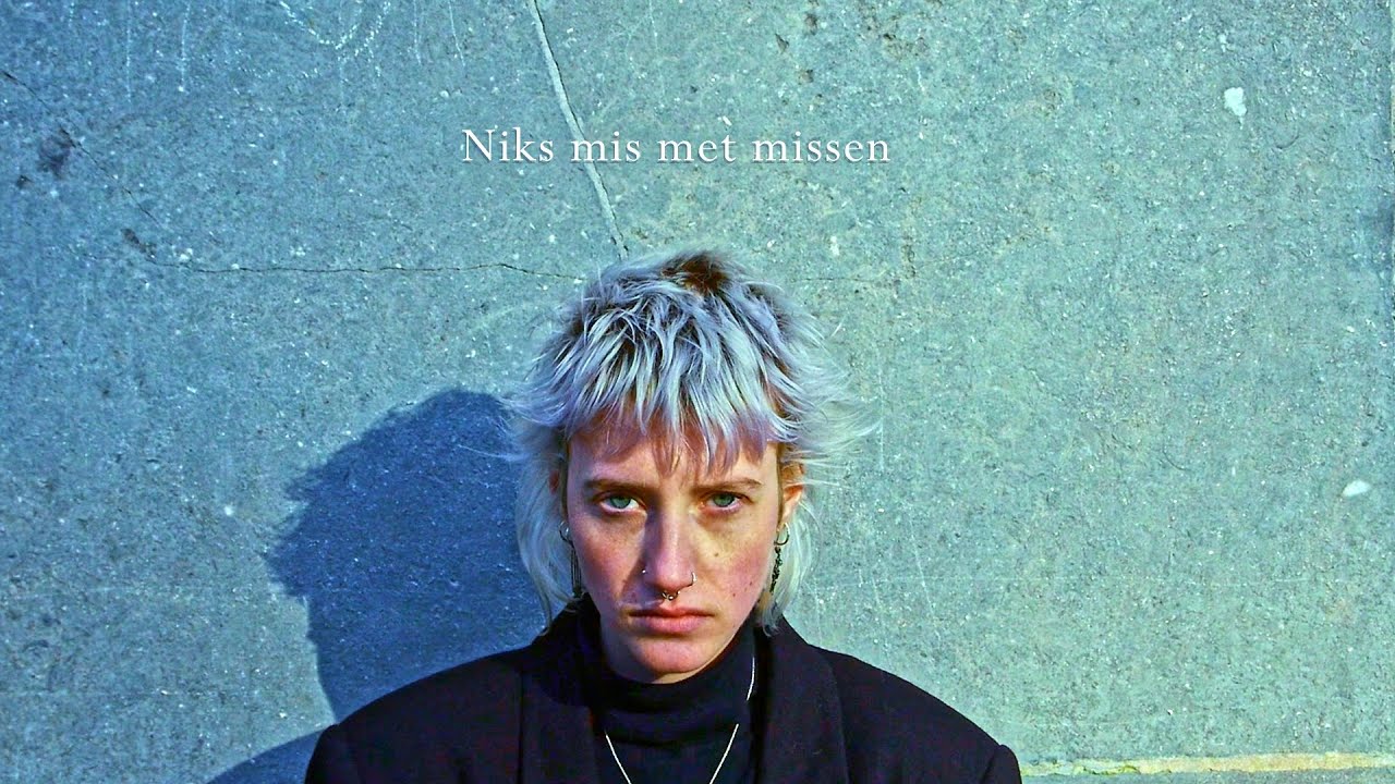 Motje Dood - Niks mis met missen [Officiële videoclip] - YouTube