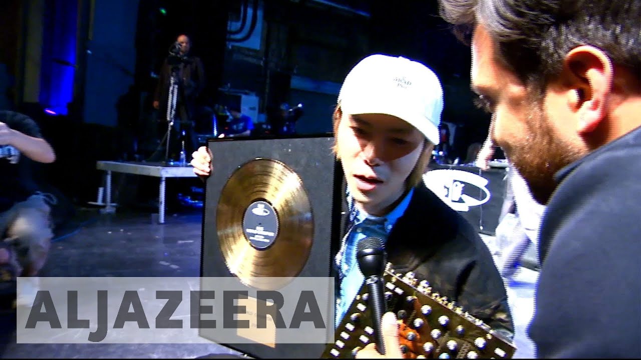 Japanese DJ crowned champion at World DJ competition - YouTube