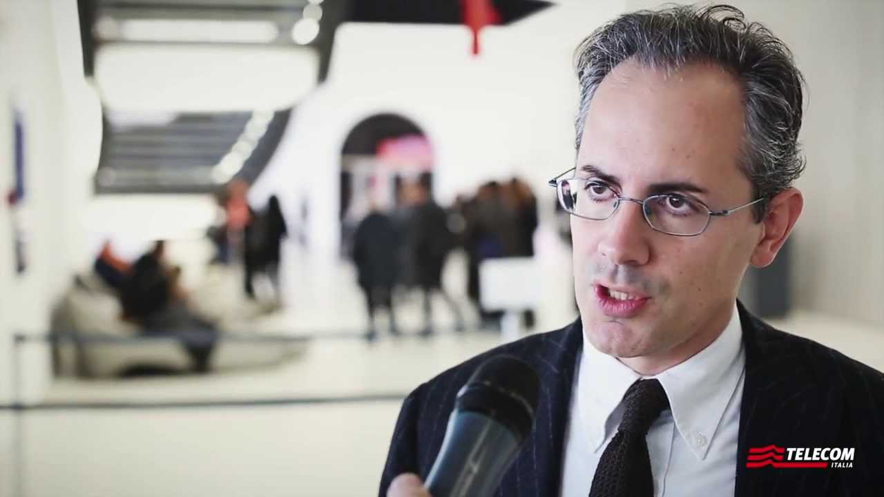 Italia Connessa - intervista a Roberto Sambuco - YouTube