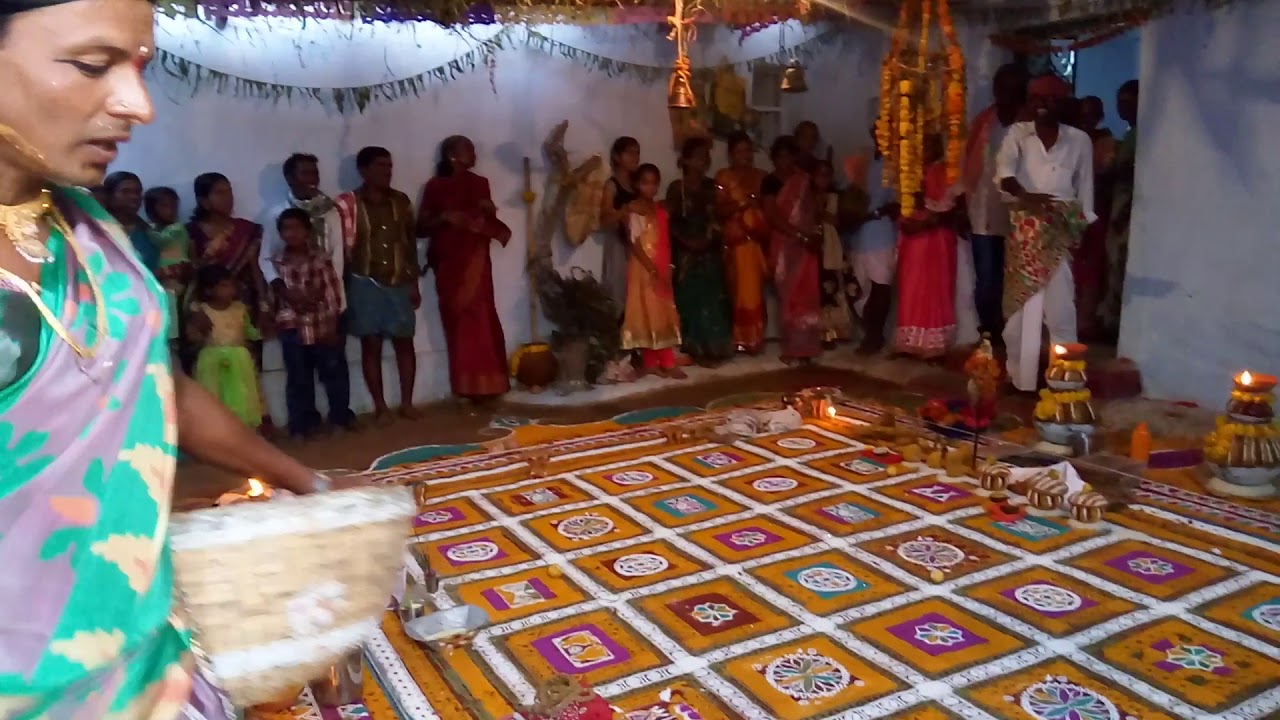 Oggu katha mallanna pattnalu In jangapalli - YouTube