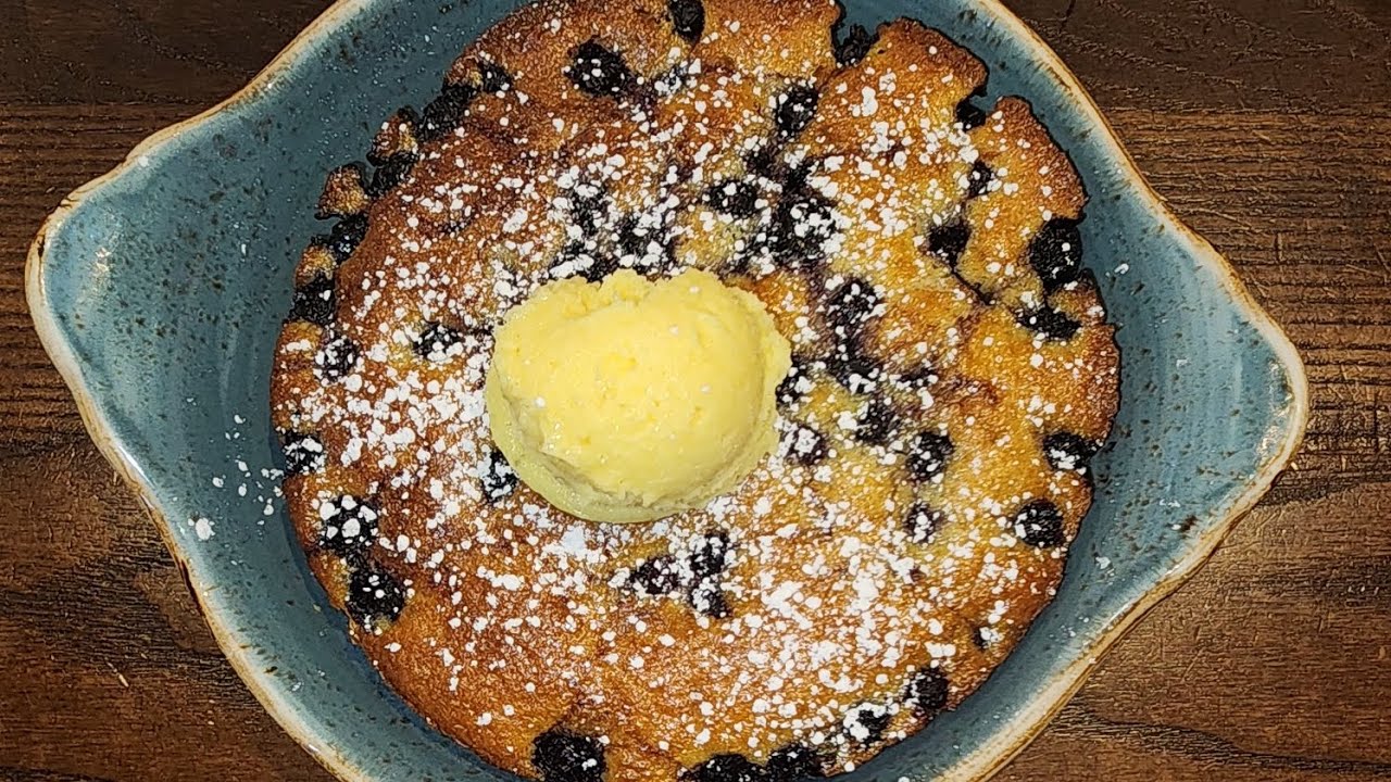 Reaction video 🍋 blueberry cornbread with lemon butter! Excuse my ...