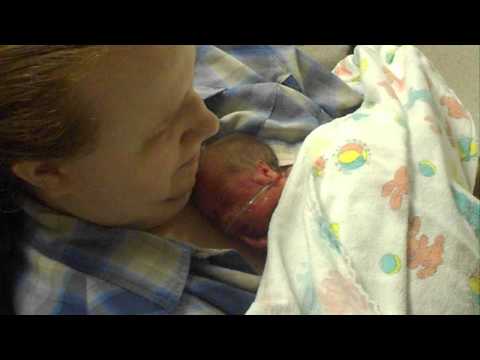 Kangarooing Amelia.AVI