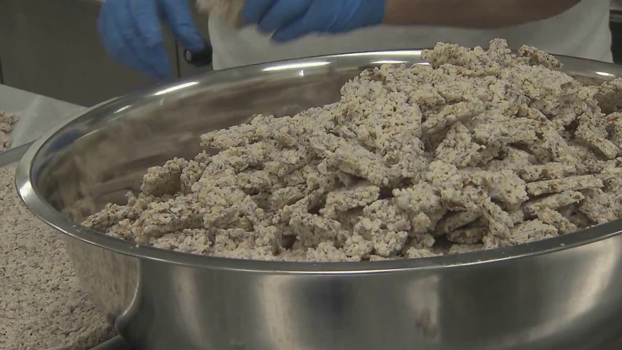 LSU food scientists develop an all-natural sports drink - YouTube