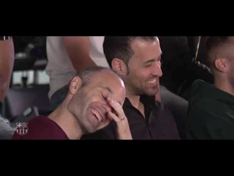 Homenaje a Andrés Iniesta por los jugadores del Barça y el mundo del futbol #Infini8Iniesta