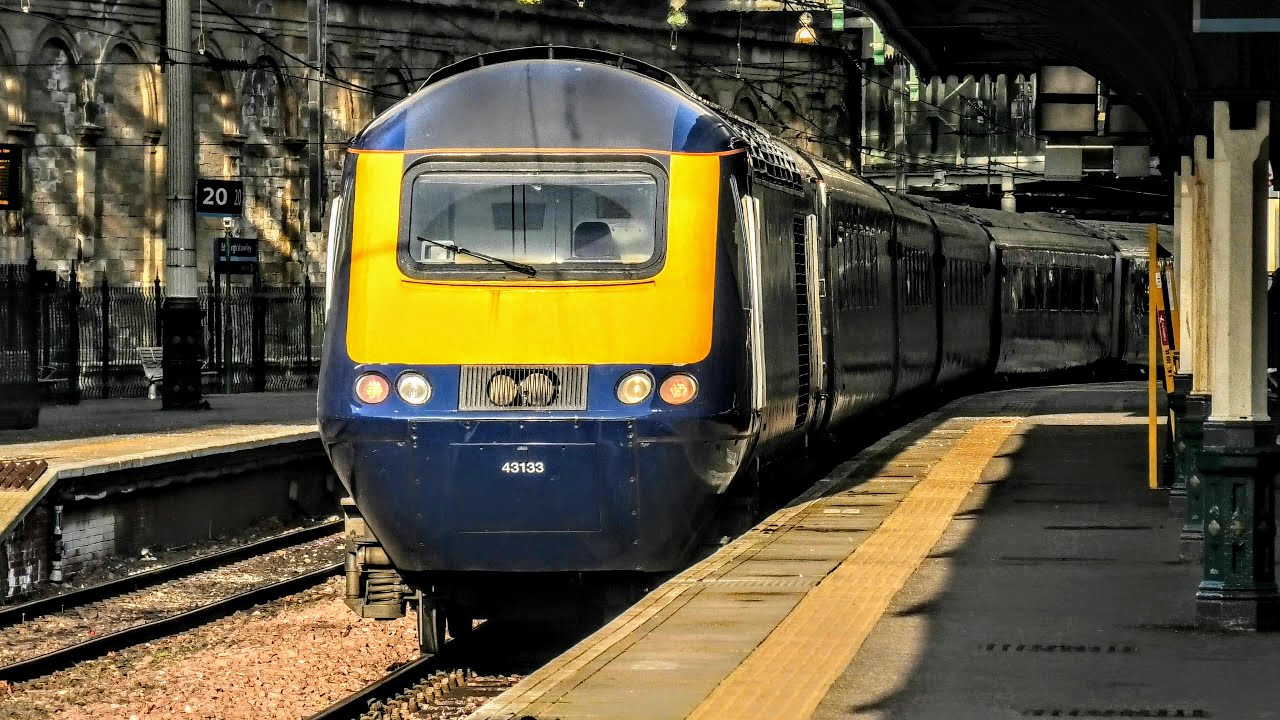 Trains at Edinburgh Waverley | 22/03/2022 - YouTube