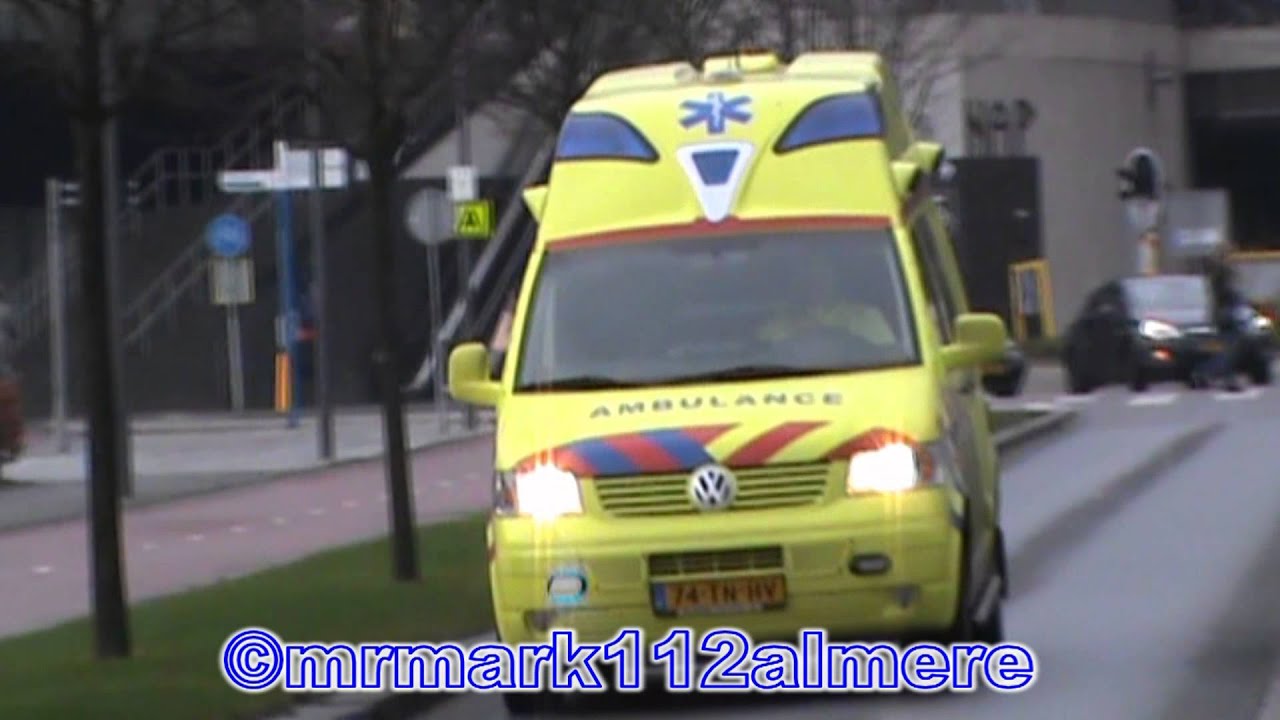 A1 AMBULANCE VZA INTERNATIONAL NAAR HET FLEVOZIEKEHUIS IN ALMERE - YouTube