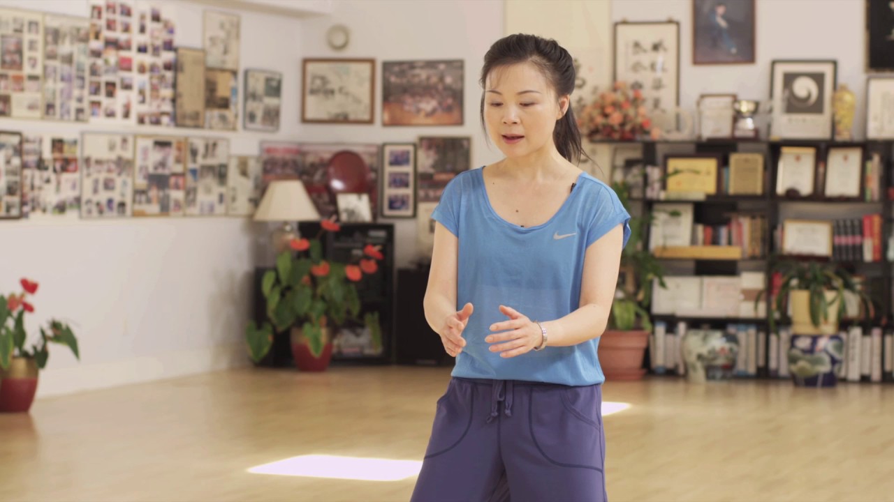 Tai Chi for Women DVD preview (YMAA) Master Helen Liang - YouTube