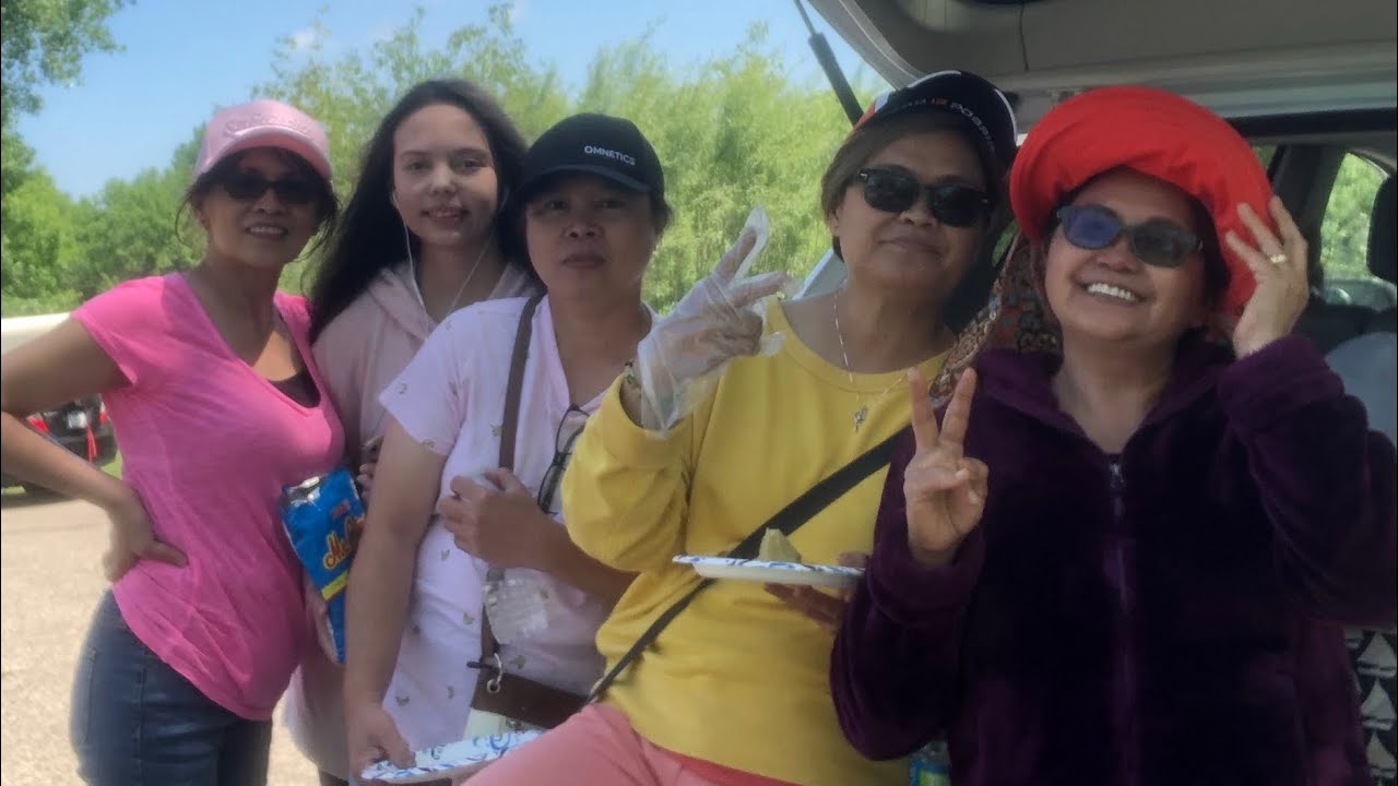 Fishing with friends. - YouTube