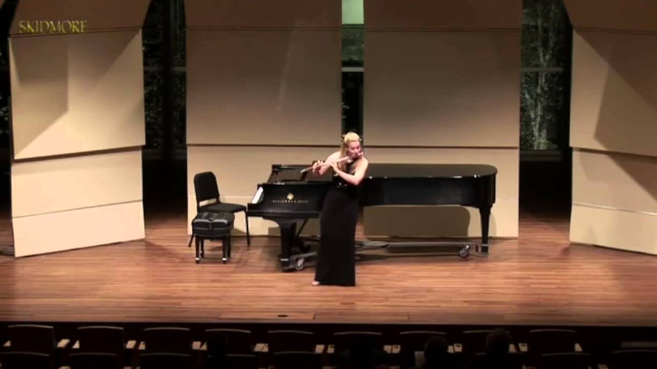 Amy Porter performs Bach Cello Suite No. 5 (BWV 1011) : Prelude ...