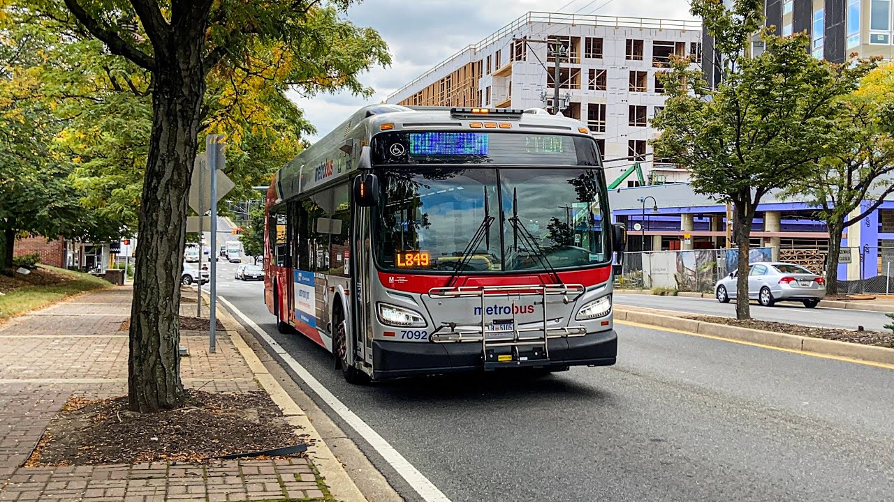 WMATA 2011 New Flyer XDE40 7092 on Route 86 - YouTube