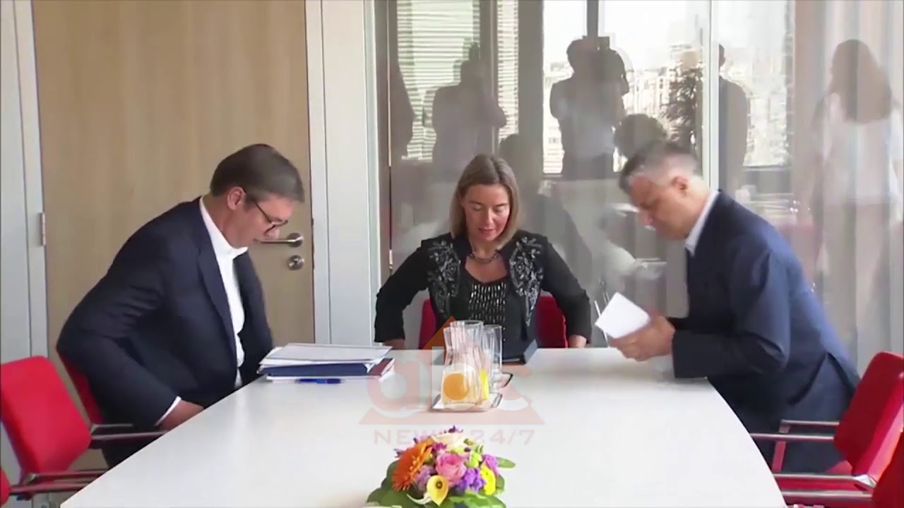 Pedagogu Nuri Bexheti: Ndarja me baza etnike, e rrezikshme | ABC News ...