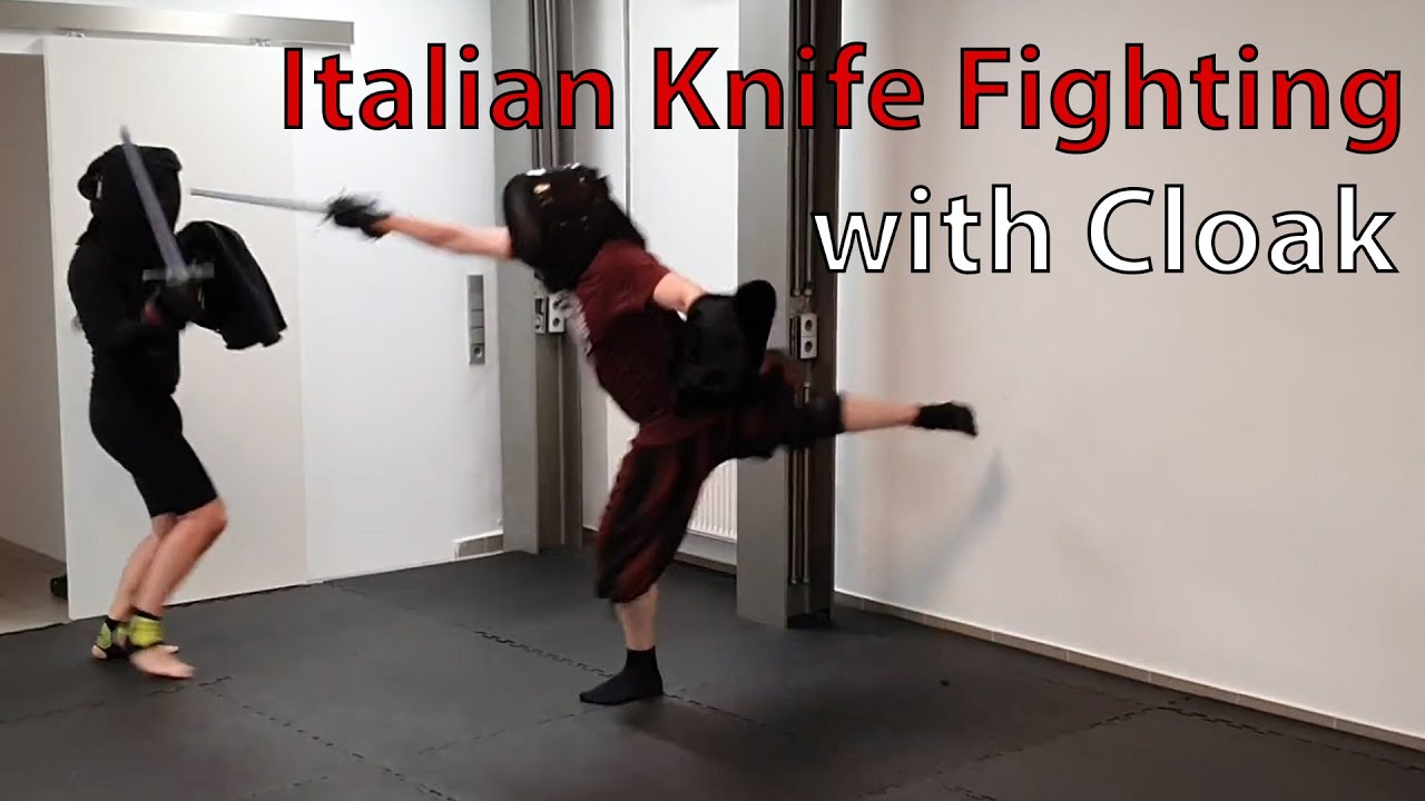 Traditional Italian knife fighting in HEMA (Olaf vs Holger) Knife and ...
