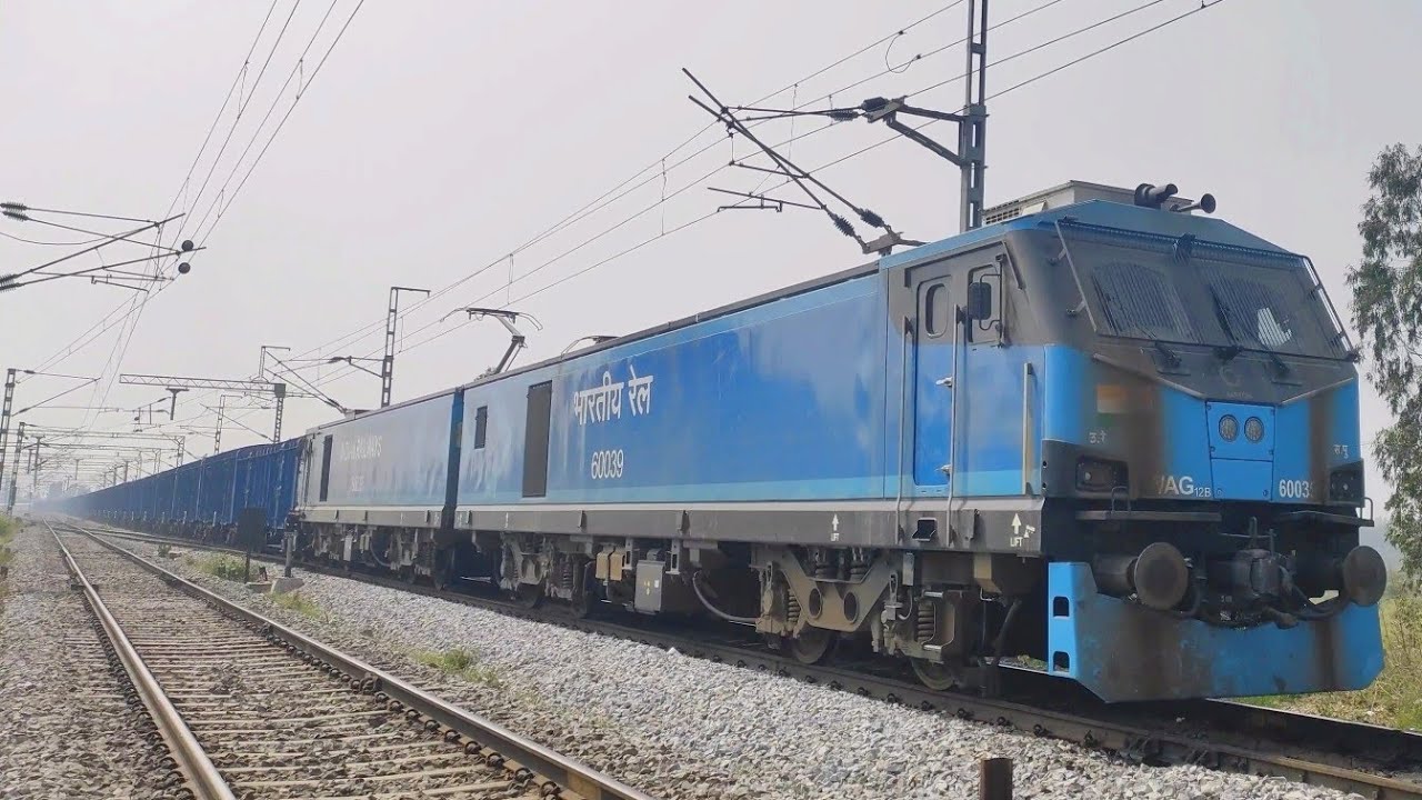 Train In Blue | SRE WAG-12 B Hauls BCN Rakes | INDIAN RAILWAYS - YouTube