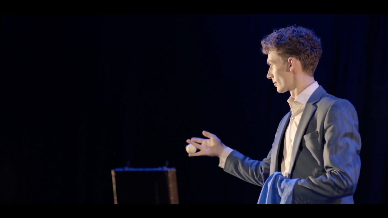 Alexander Boyce - Amazing Magician - YouTube