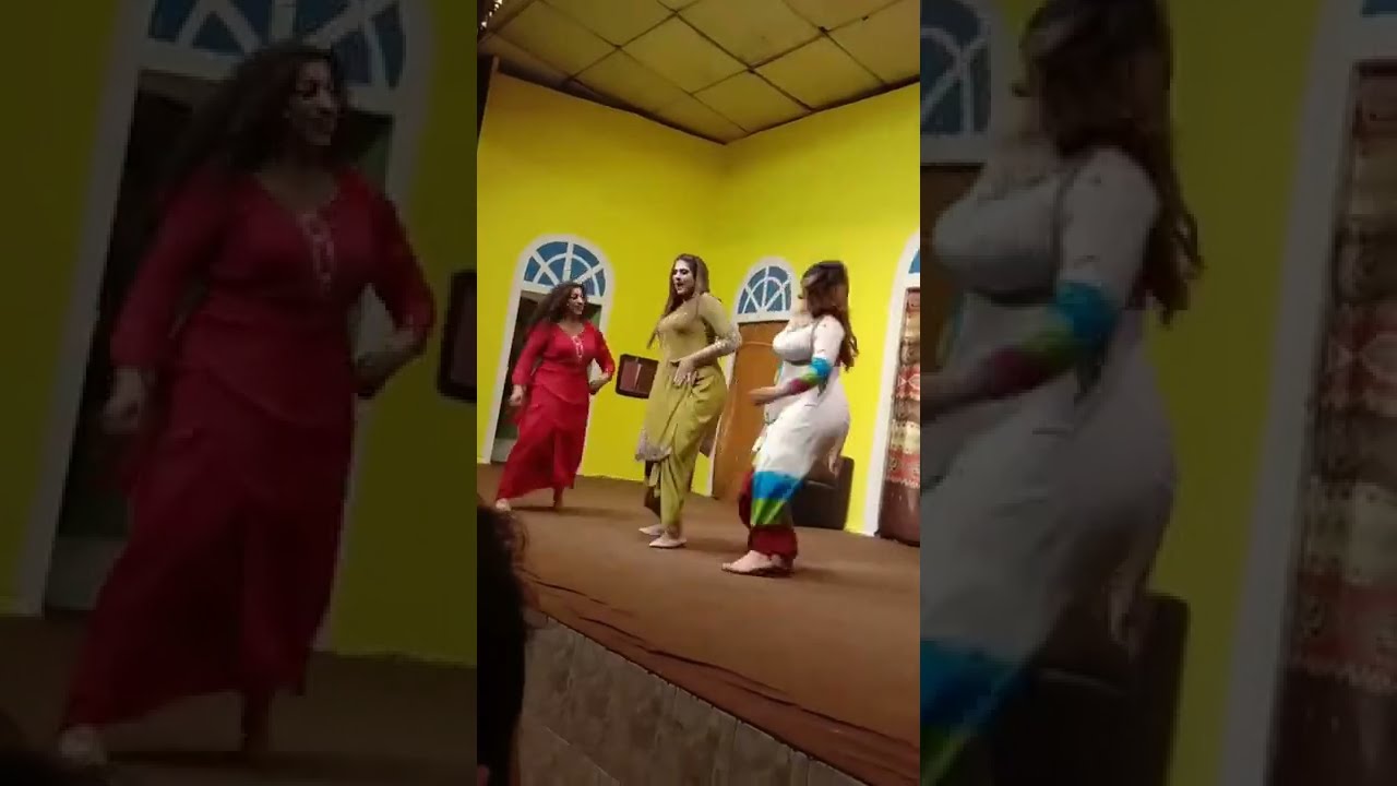 Khoobsurat Kaif resham pari and Ghazal Raja hot mujra - YouTube