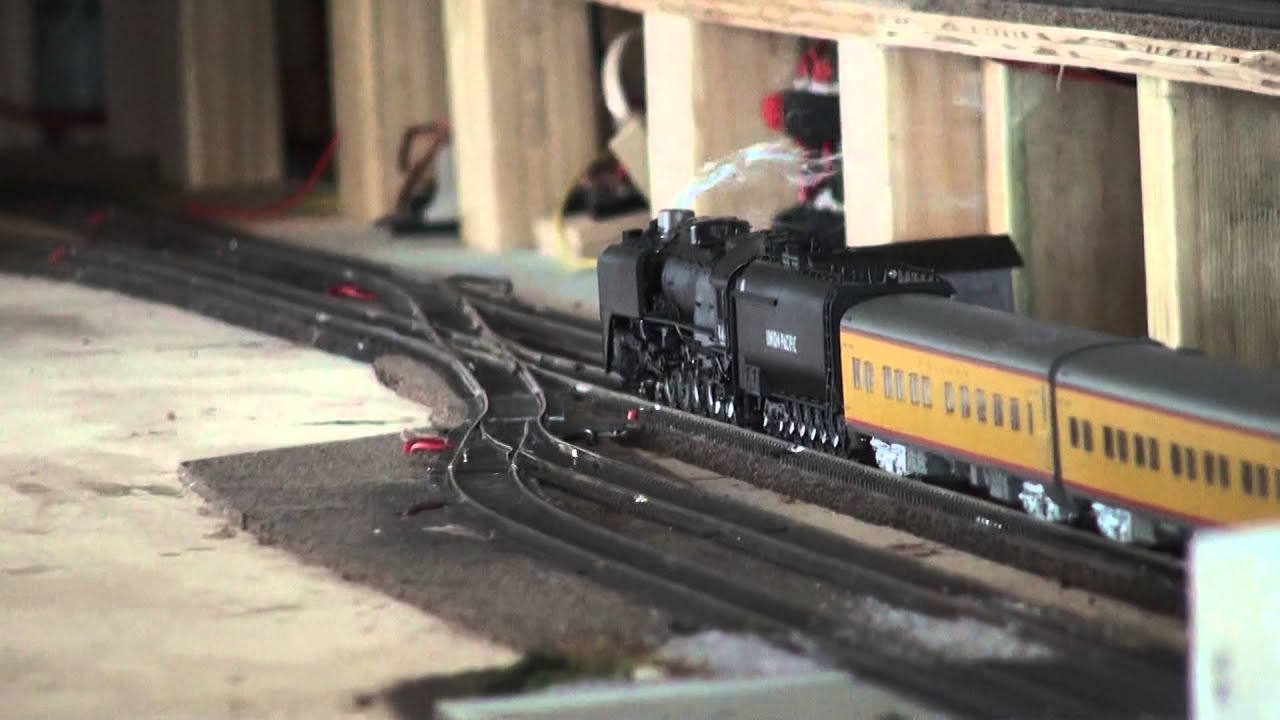 HO FEF Union Pacific 844 Athearn Genesis Nico's video - YouTube