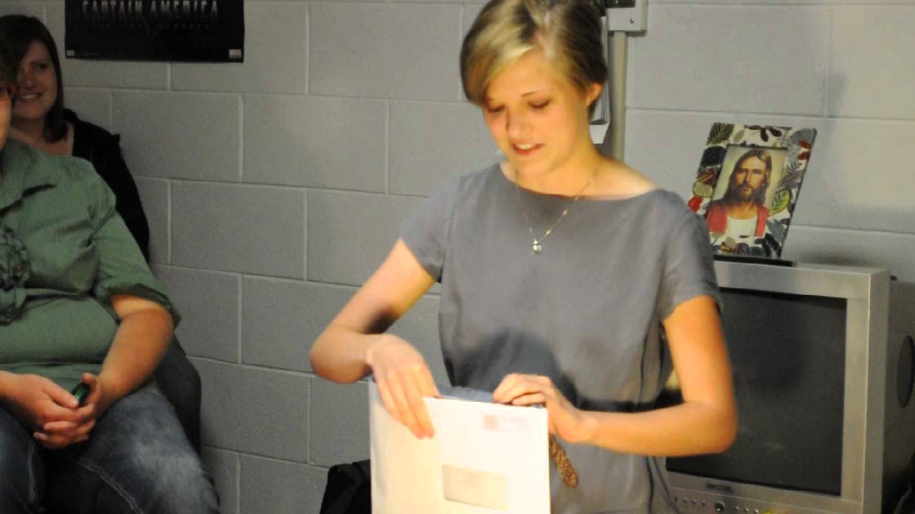 Hannah Opening her Mission Call! - YouTube