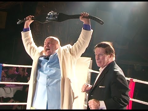 Roy Shaw Hands Guv'nor Belt over to Norman Buckland! - YouTube