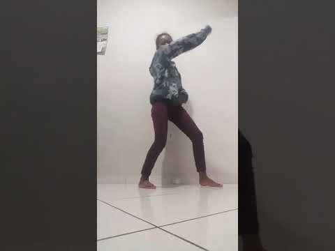 Dançando Bang Bang Bang do Bigbang