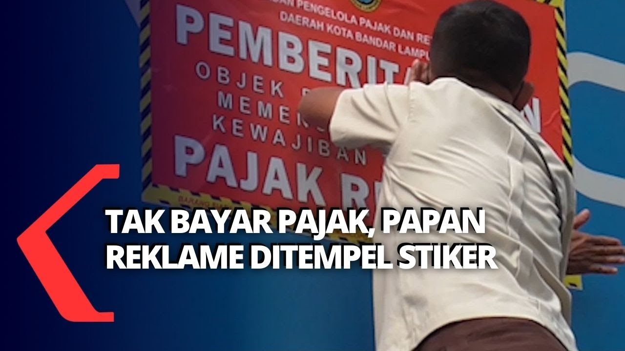 10 Papan Reklame dipasangi Stiker Teguran Bayar Pajak - YouTube