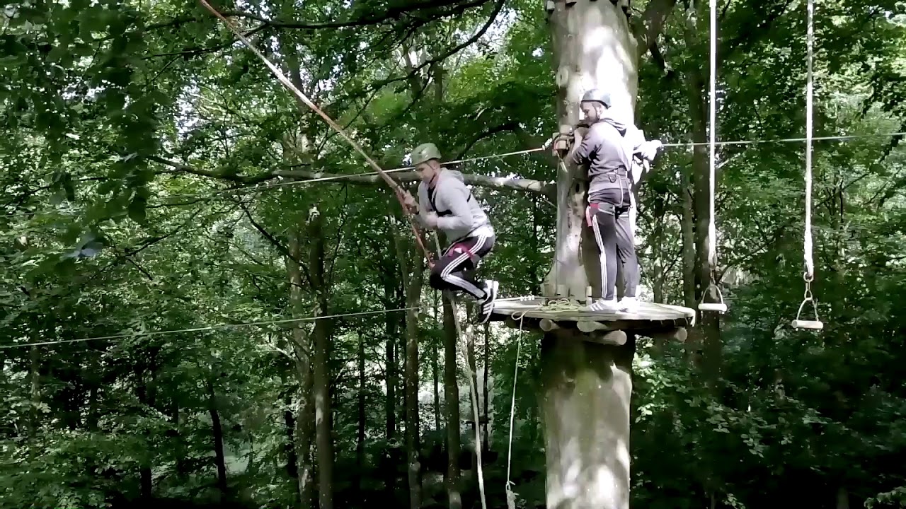 Vilde oplevelser i klatreparken Go High på Kragerup Gods - YouTube