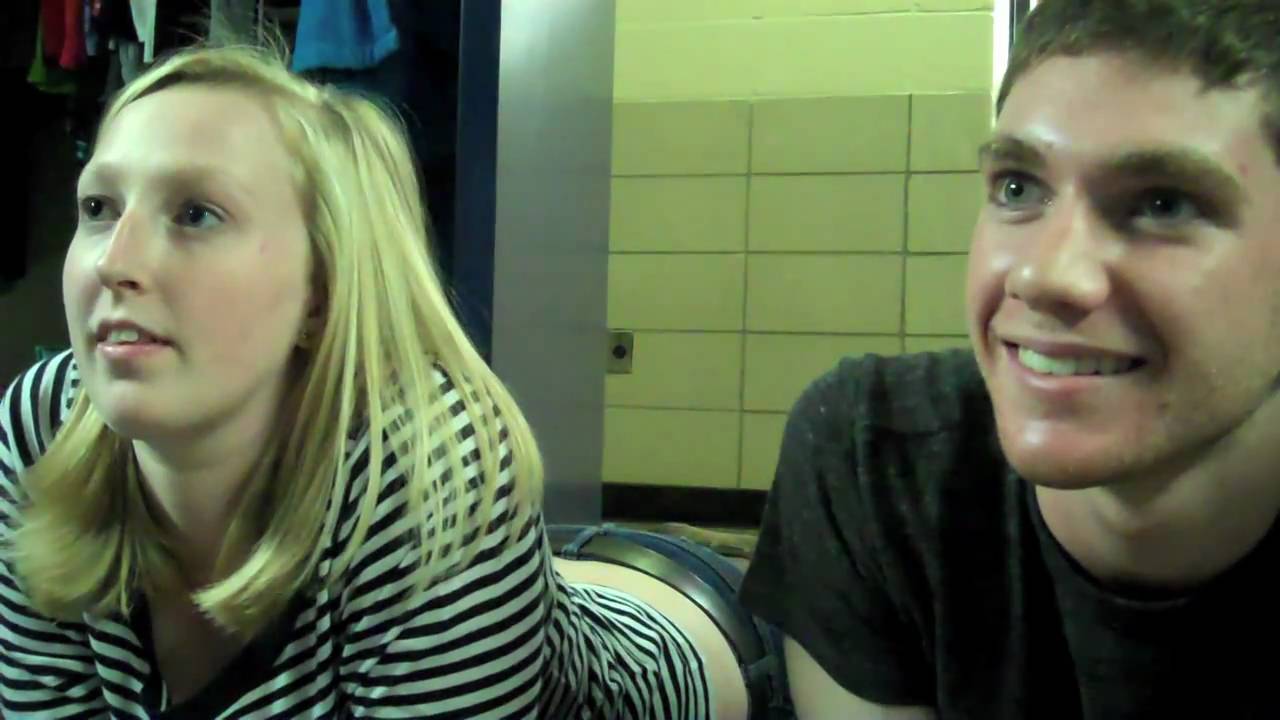COMlife S1 E3: Rogue Wave, Drag Queens and COM 101 - YouTube